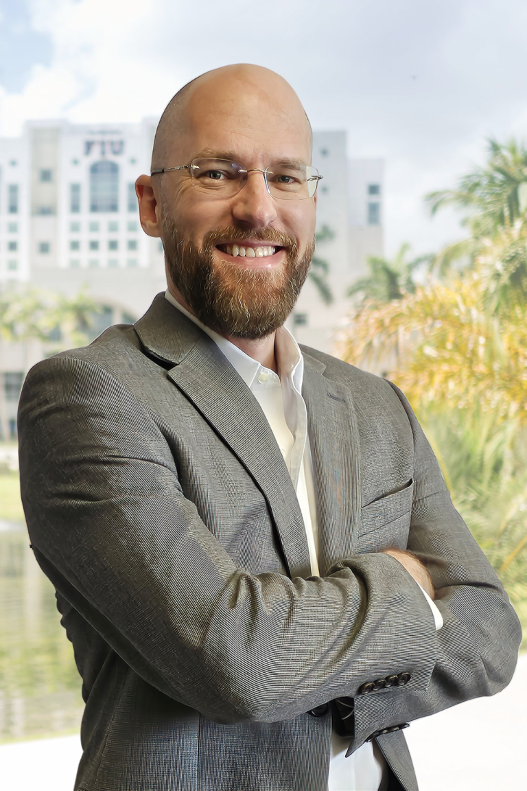 Mark Finlayson - Knight Foundation School of Computing and Information ...