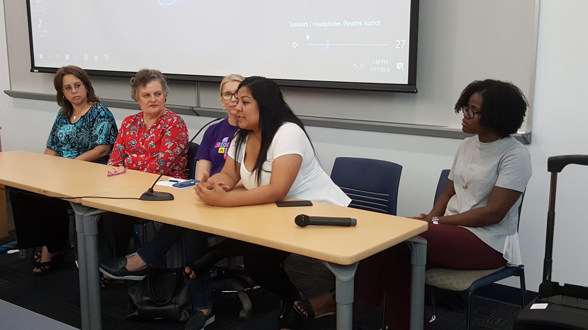 Women in Computer Science Panel Discussion and Networking - Knight ...