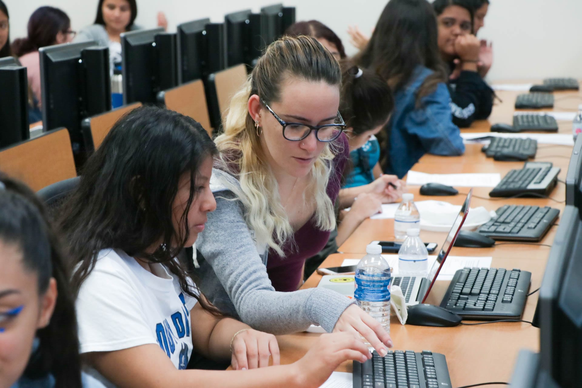 Big Sisters/Little Sisters Mentorship Program - Knight Foundation ...